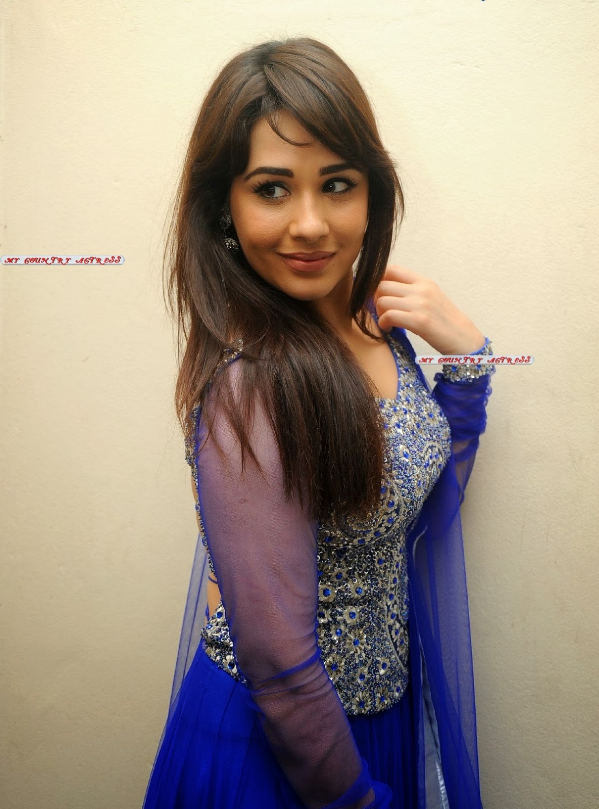 MY COUNTRY ACTRESS: biriyani Movie -actress-mandy-takhar-photos